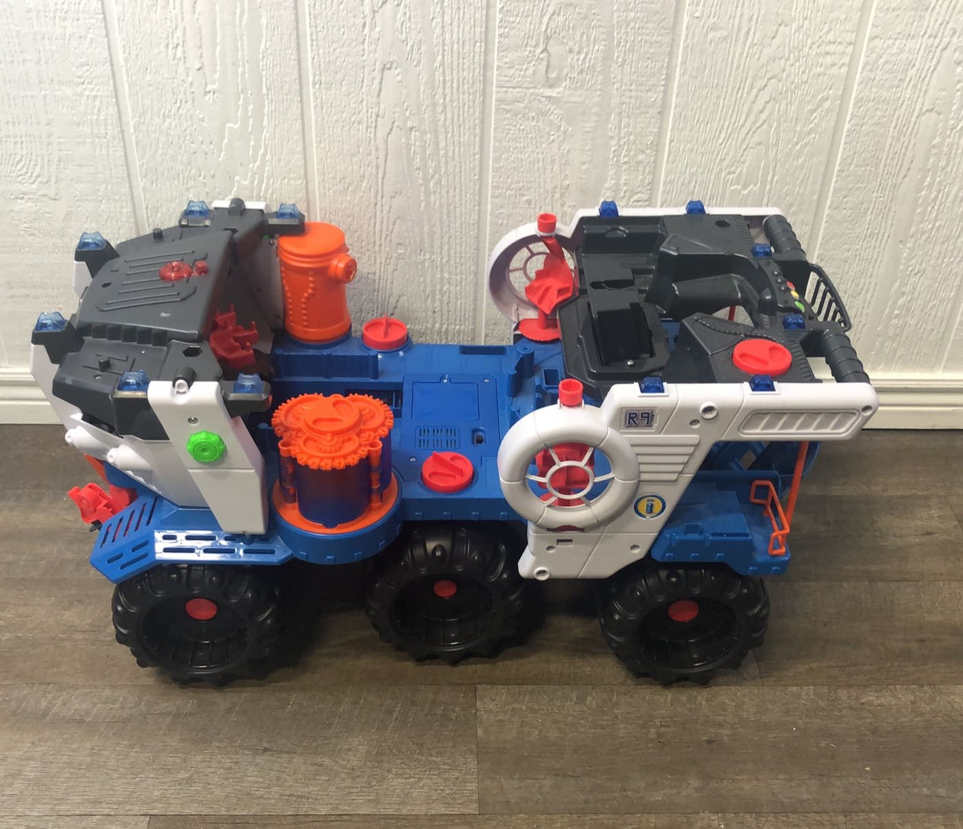 Fisher Price Imaginext Supernova Battle Rover — GoodBuy Gear