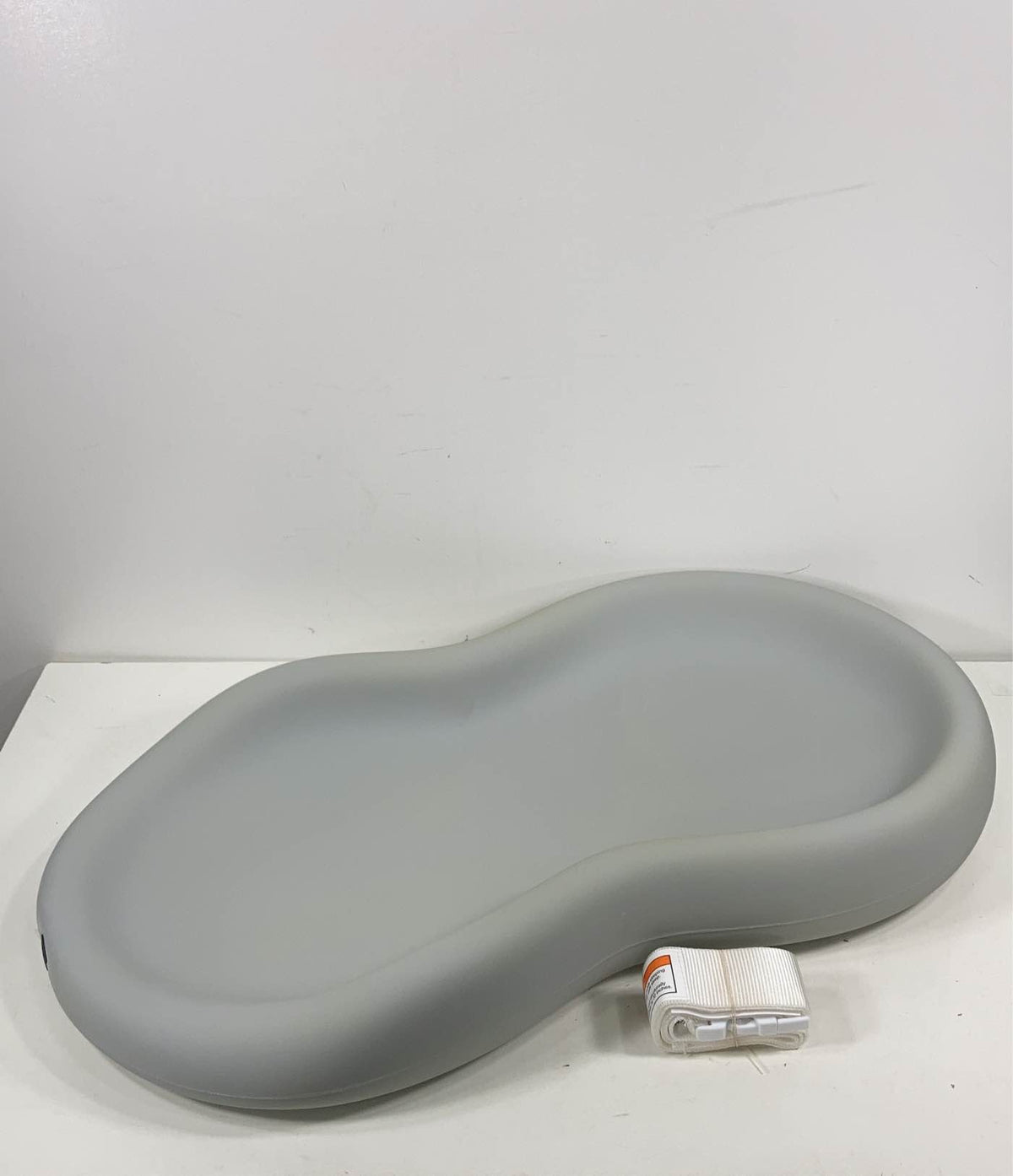 Keekaroo Peanut Changing Pad, Grey — GoodBuy Gear