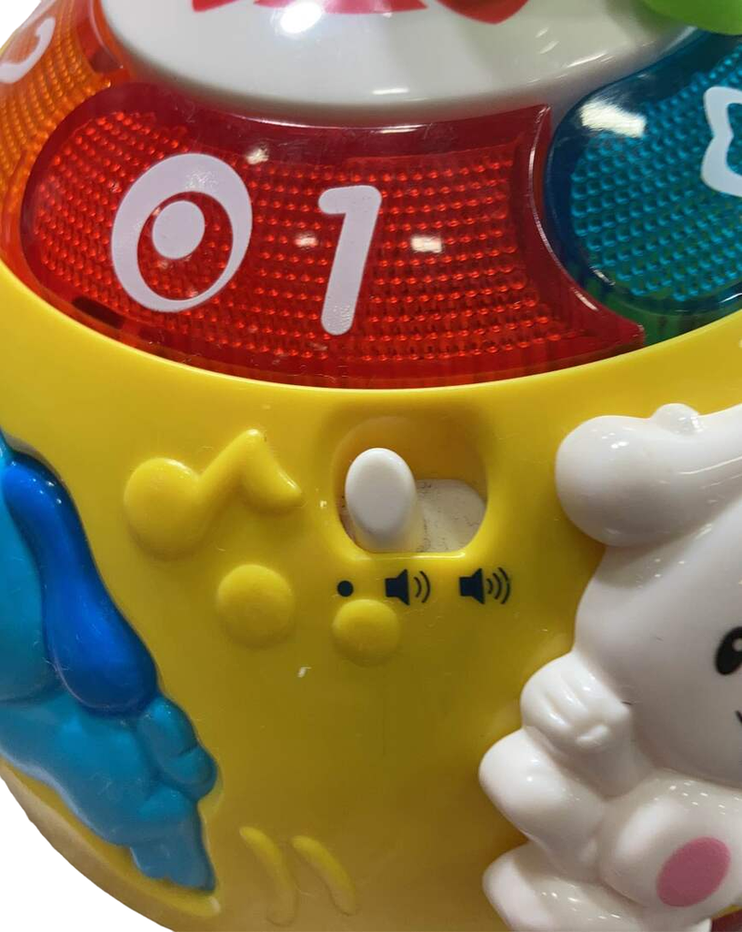 VTech Wiggle & Crawl Ball