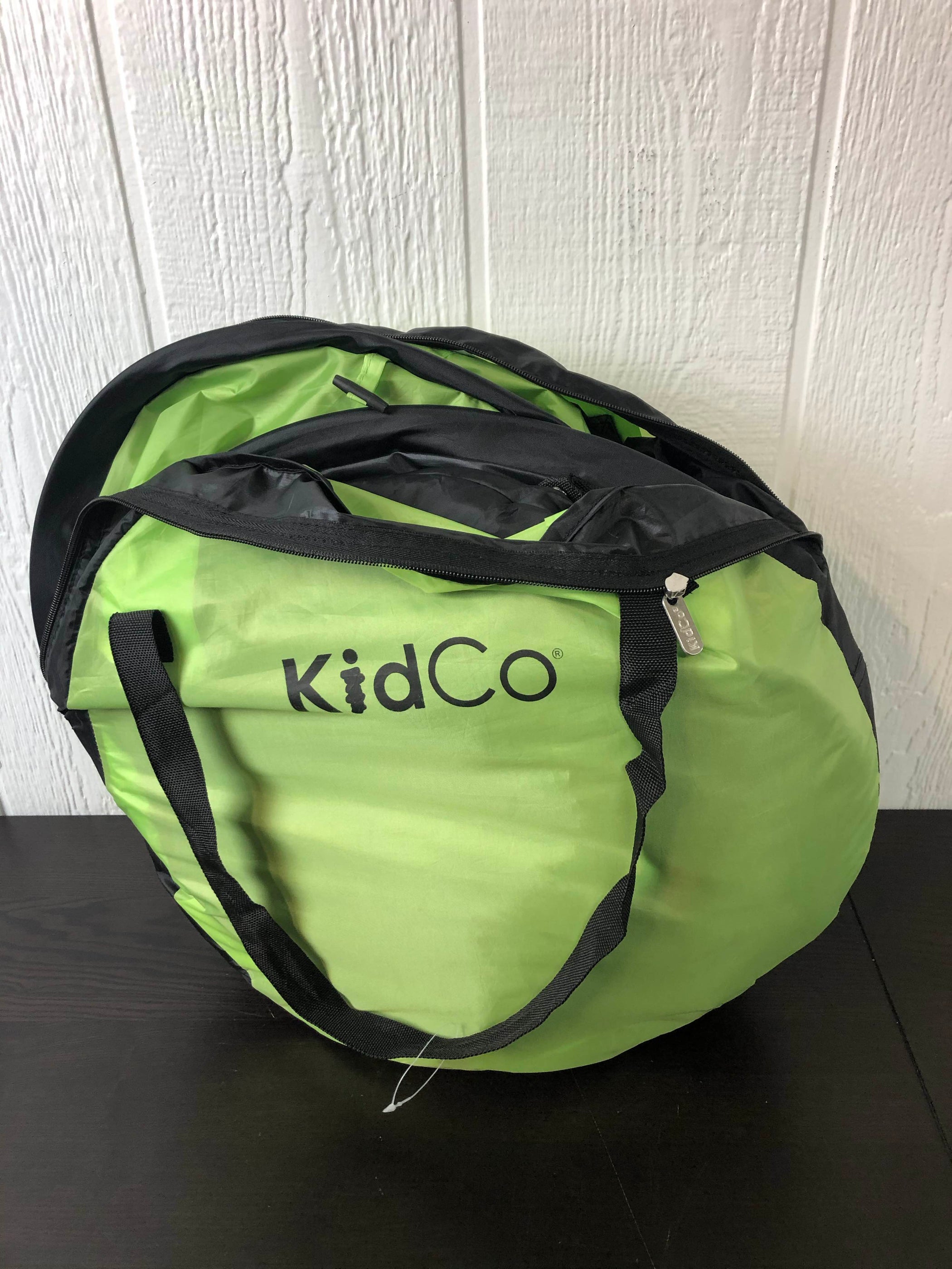 KidCo PeaPod Plus Portable Travel Bed — GoodBuy Gear