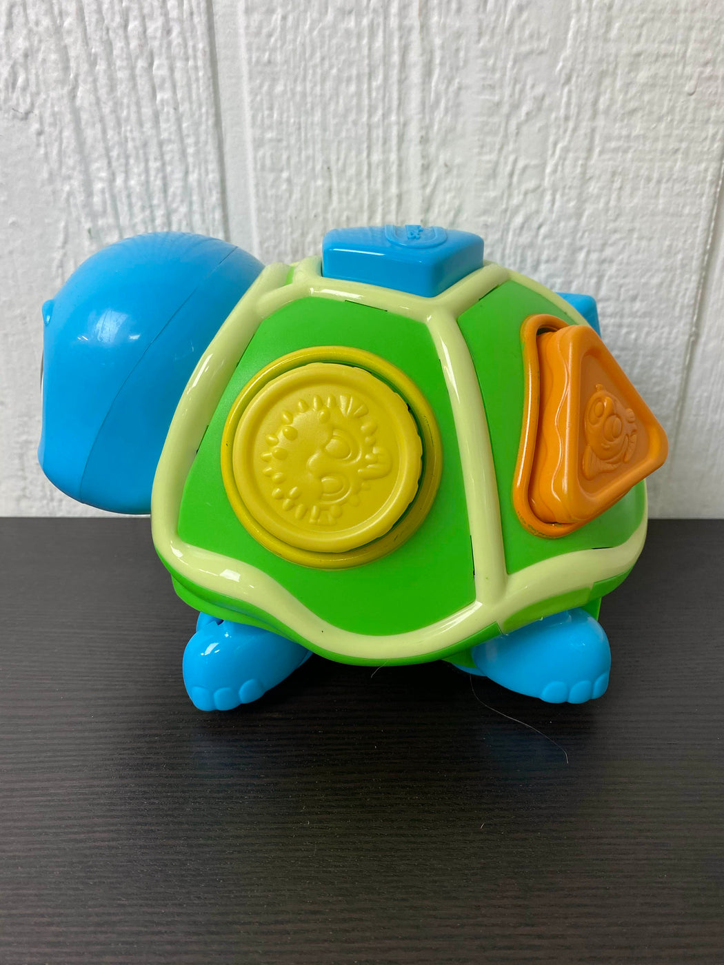 Little Tikes Lil' Ocean Explorers Crawl 'N Pop Turtle — GoodBuy Gear