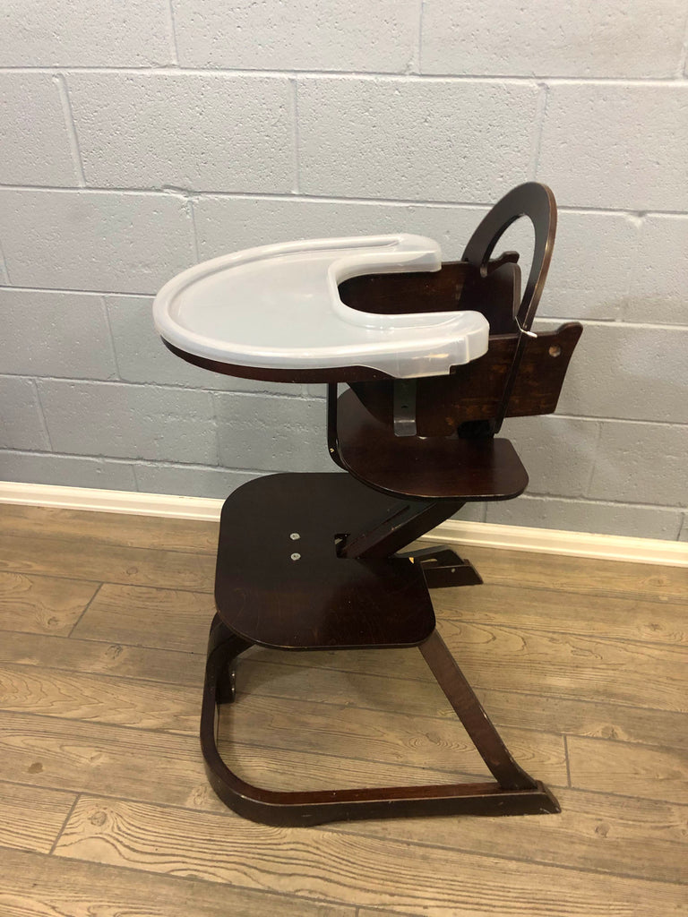 Svan High Chair