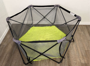 Summer Infant Pop 'N Play Portable Playard
