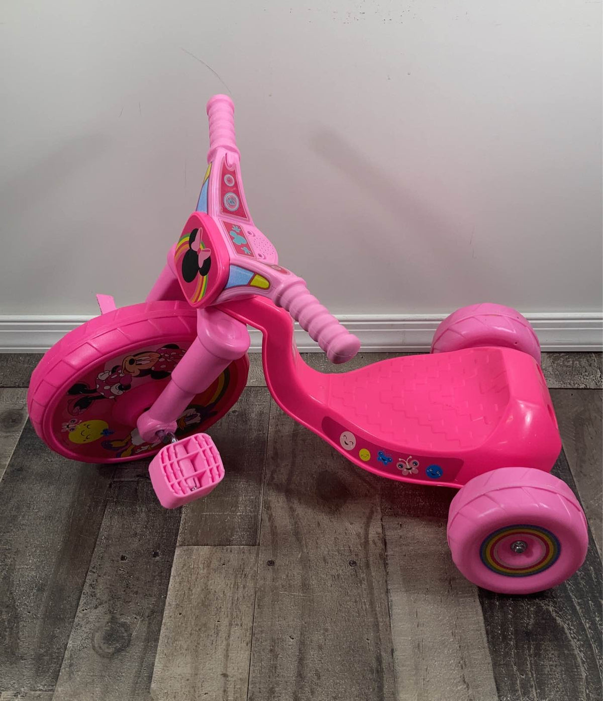 Minnie Mouse Fly Wheels Junior Trike 10” — GoodBuy Gear
