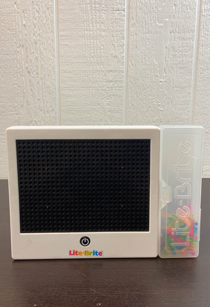 Basic Fun Lite Brite