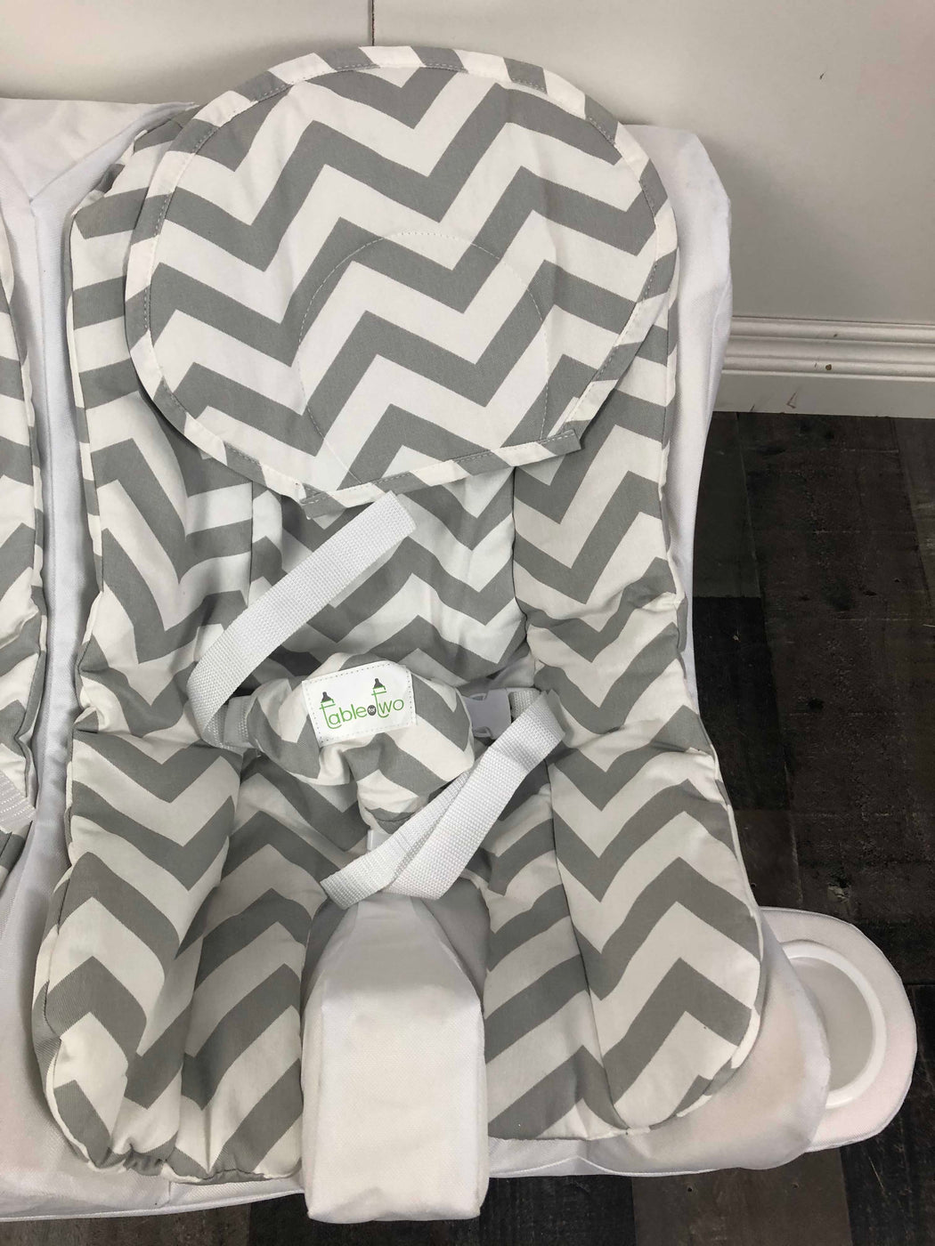 Table For Two Twin Feeding System — GoodBuy Gear