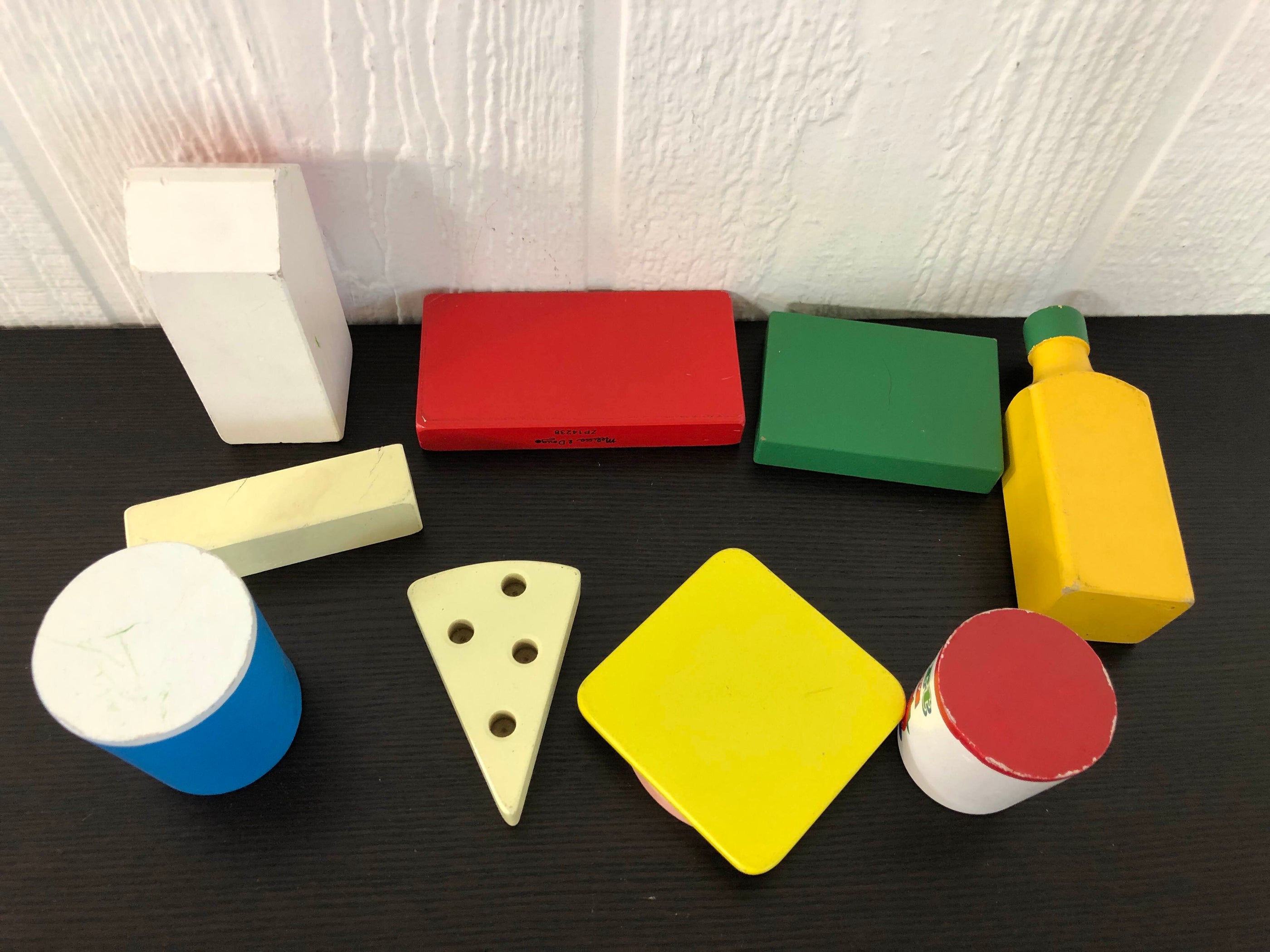 Melissa & Doug Play Food, Fridge Food Set — GoodBuy Gear