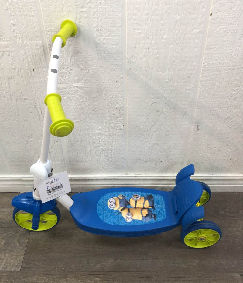 Dynacraft 3 Wheel Minions Scooter