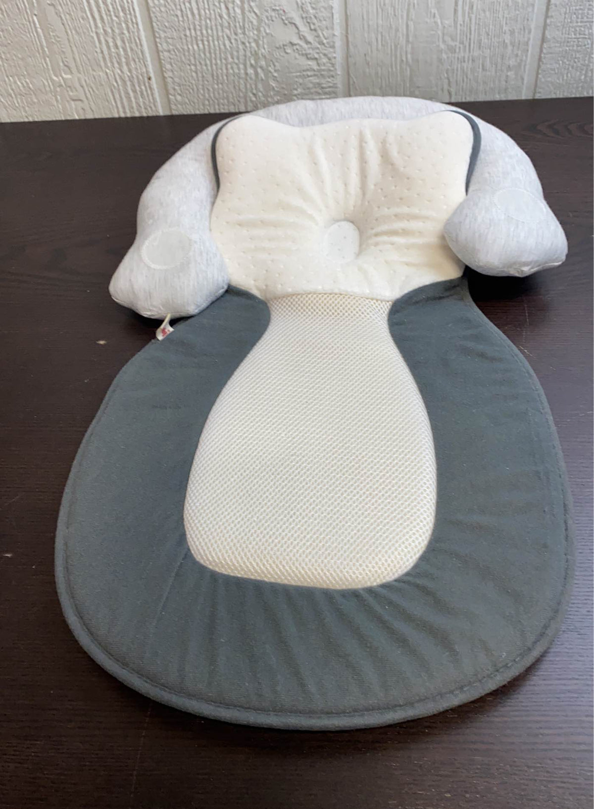 Gigibaby Cradling Nest Lounge Pad — GoodBuy Gear