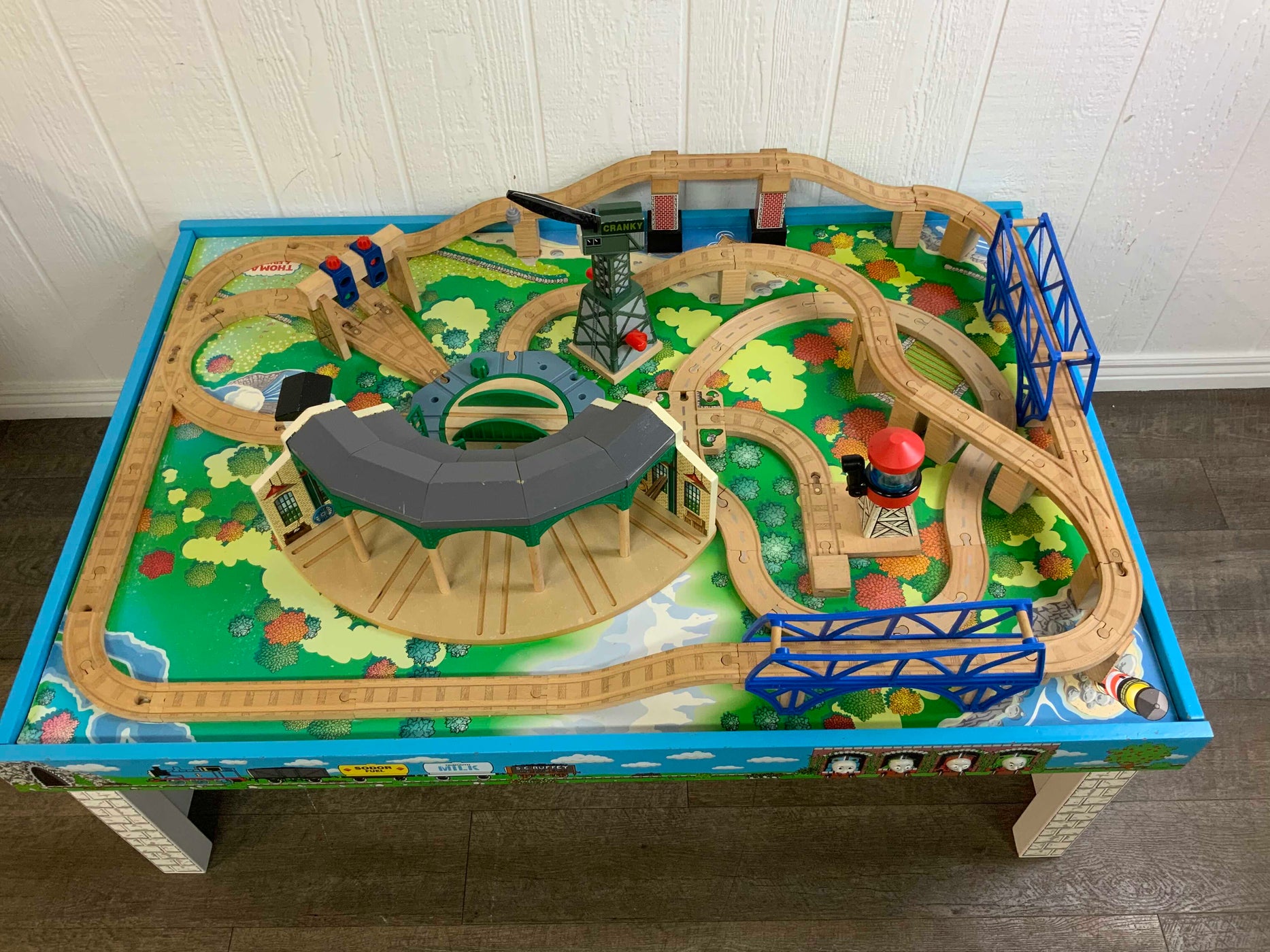 Thomas & Friends Train Table, With Tracks & Trains — GoodBuy Gear