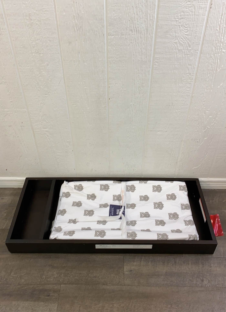 Child Craft Table Top Changing Table