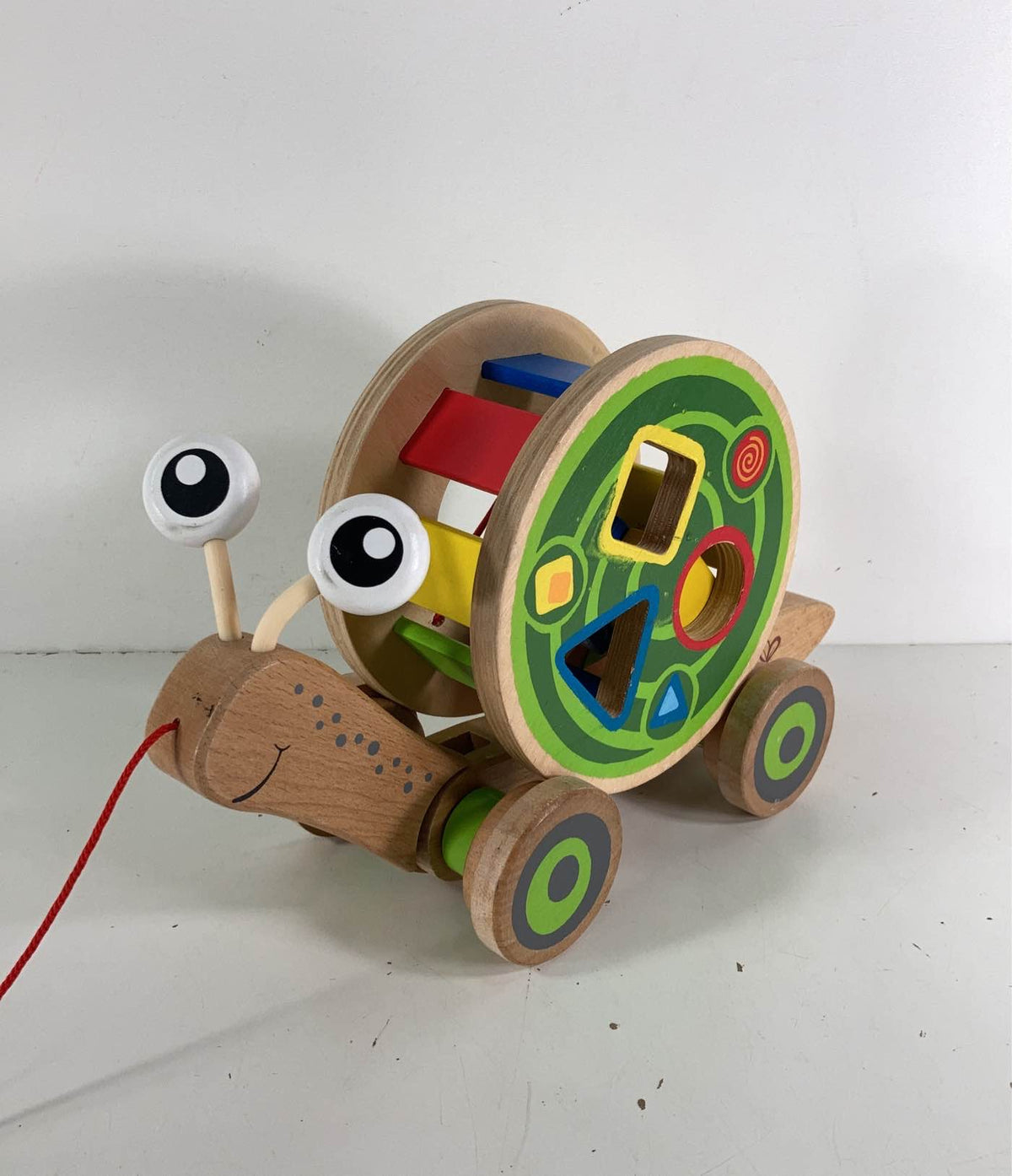 Hape Walk-A-Long Snail — GoodBuy Gear