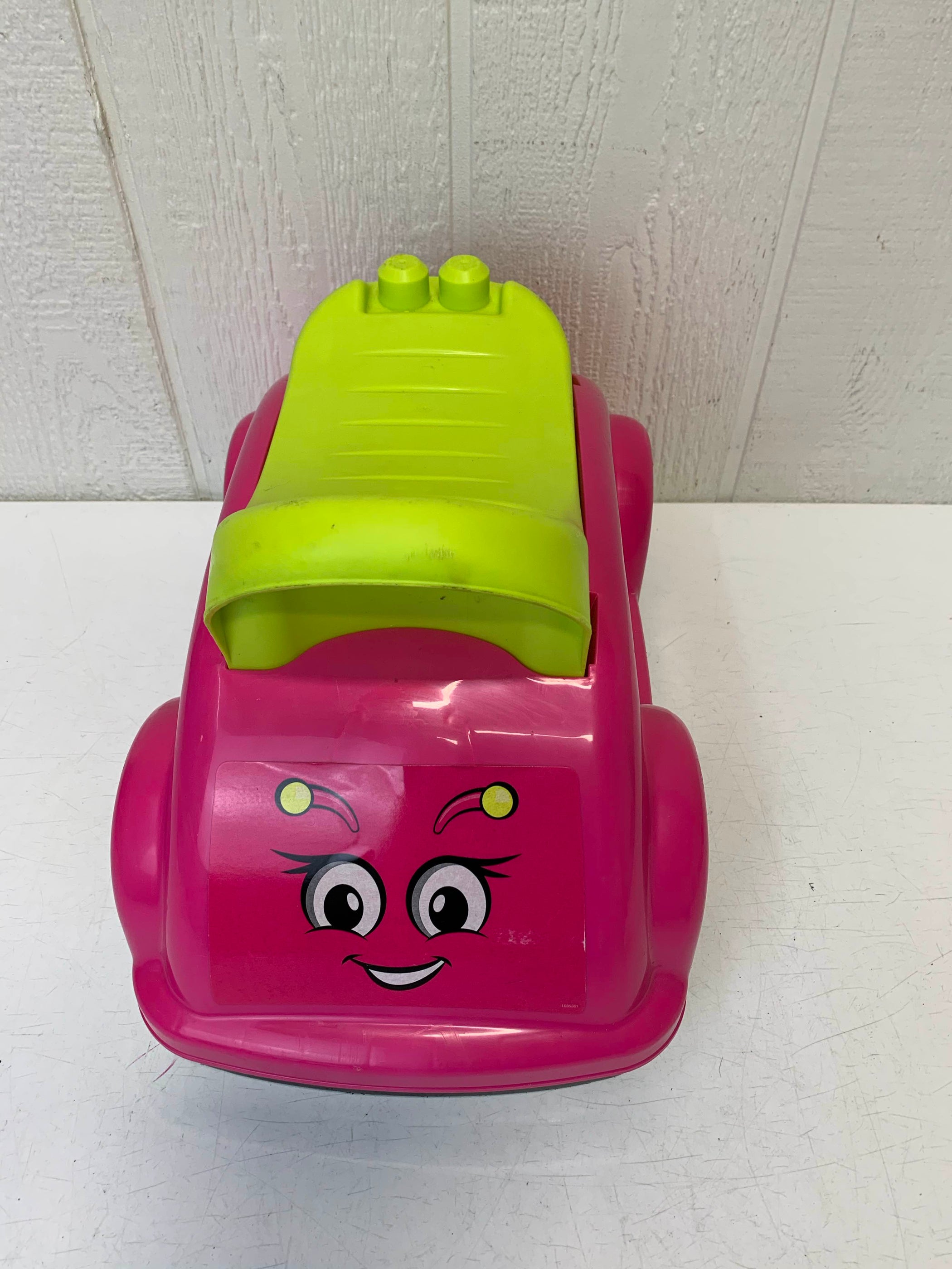 Mega Bloks Ride-On Whirl ‘n Twirl Race Car, Pink — GoodBuy Gear