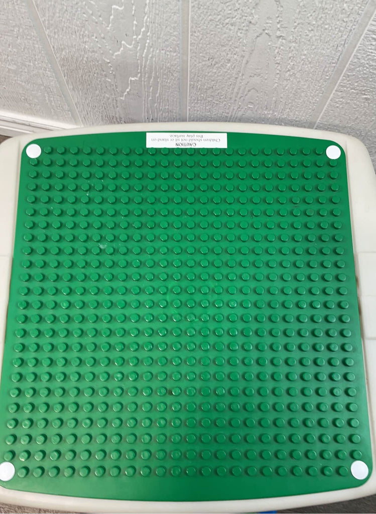 BUNDLE Step 2 LEGO DUPLO Table And DUPLO Collection