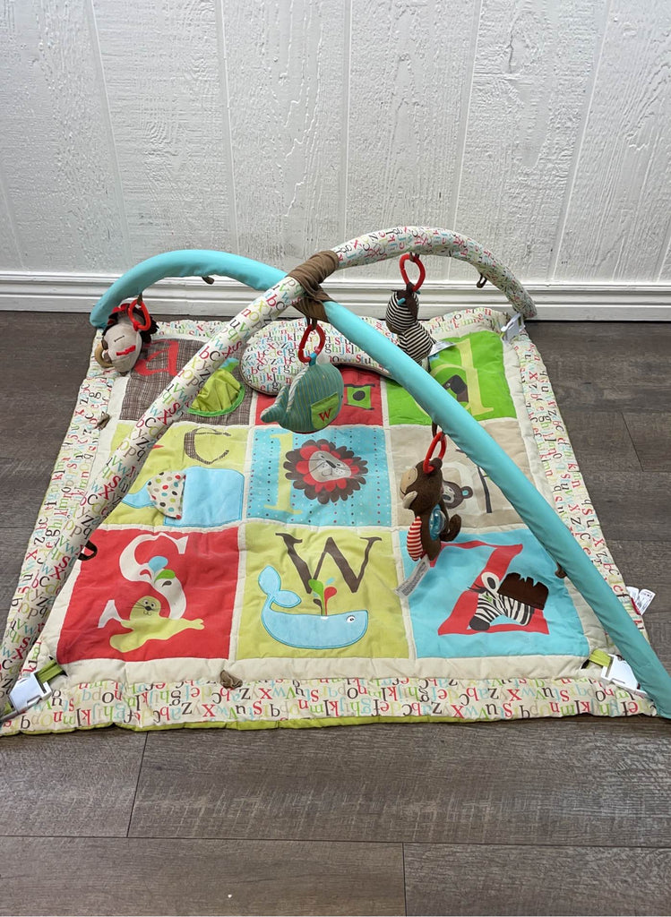 Skip Hop Alphabet Zoo Mega Activity Playmat