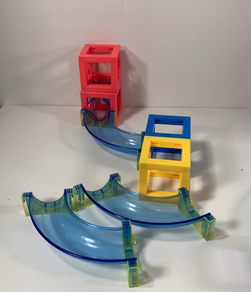 Zbond Magnetic Ball Run