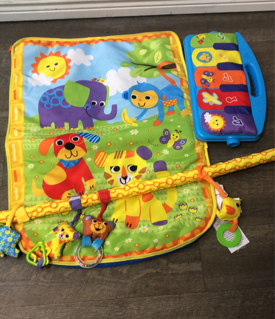 Bruin Musical Activity Mat