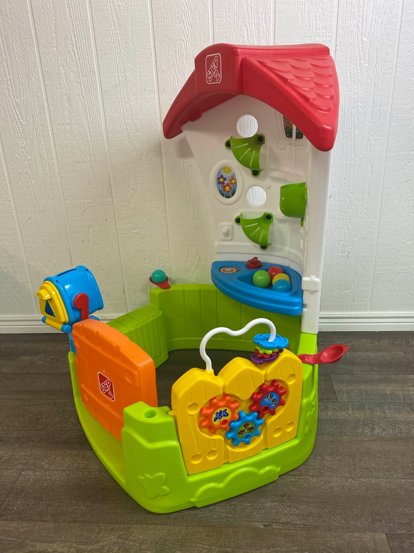 Step2 Toddler Corner House — GoodBuy Gear