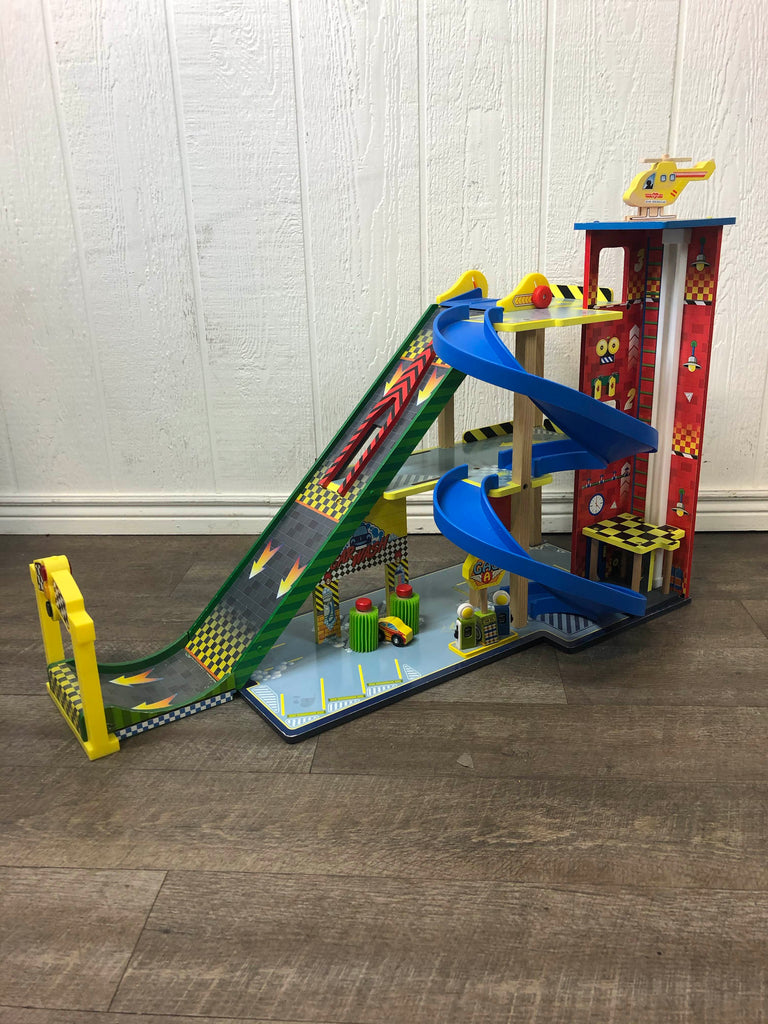 KidKraft Mega Ramp Racing Set