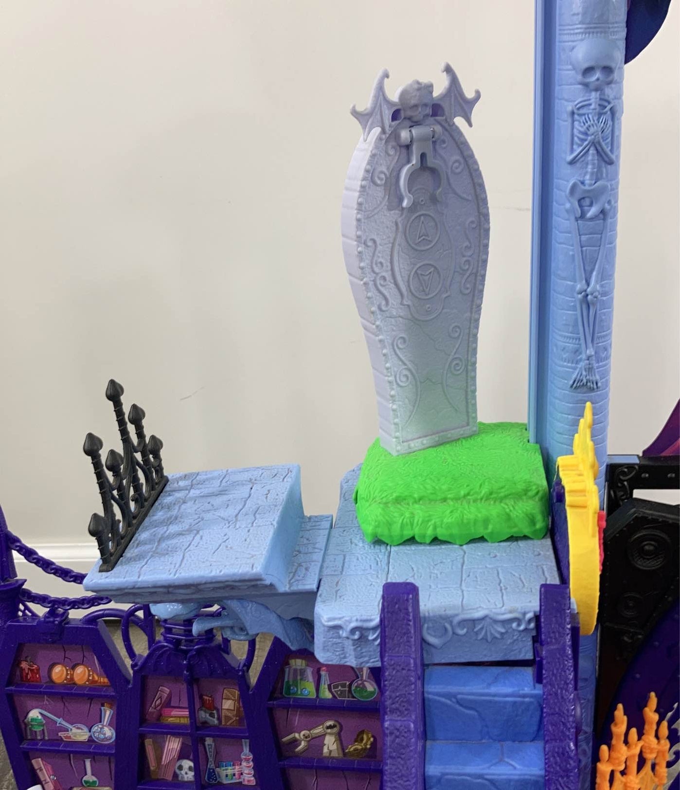Mattel Monster High Freaky Fusion Catacombs Playset — GoodBuy Gear