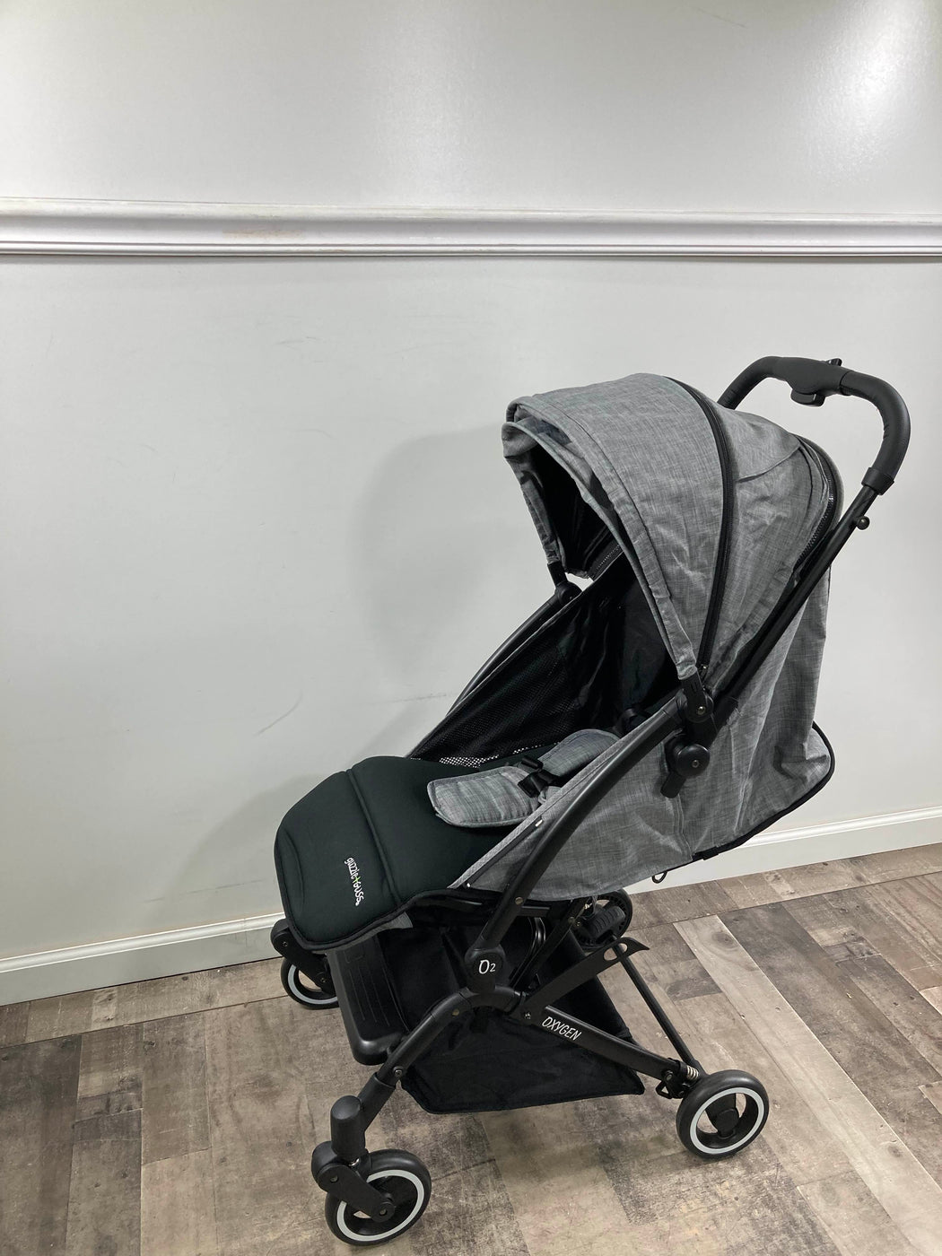guzzie+Guss Connect Stroller, 2019, Salt & Pepper — GoodBuy Gear