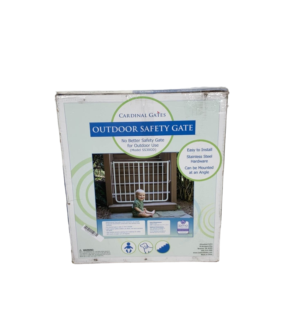 Cardinal Gates Outdoor Safety Gate, White — GoodBuy Gear