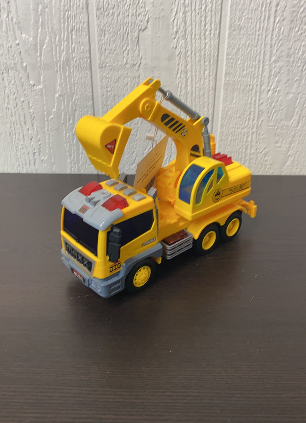 Maxx Action Construction Vehicle, Excavator — GoodBuy Gear