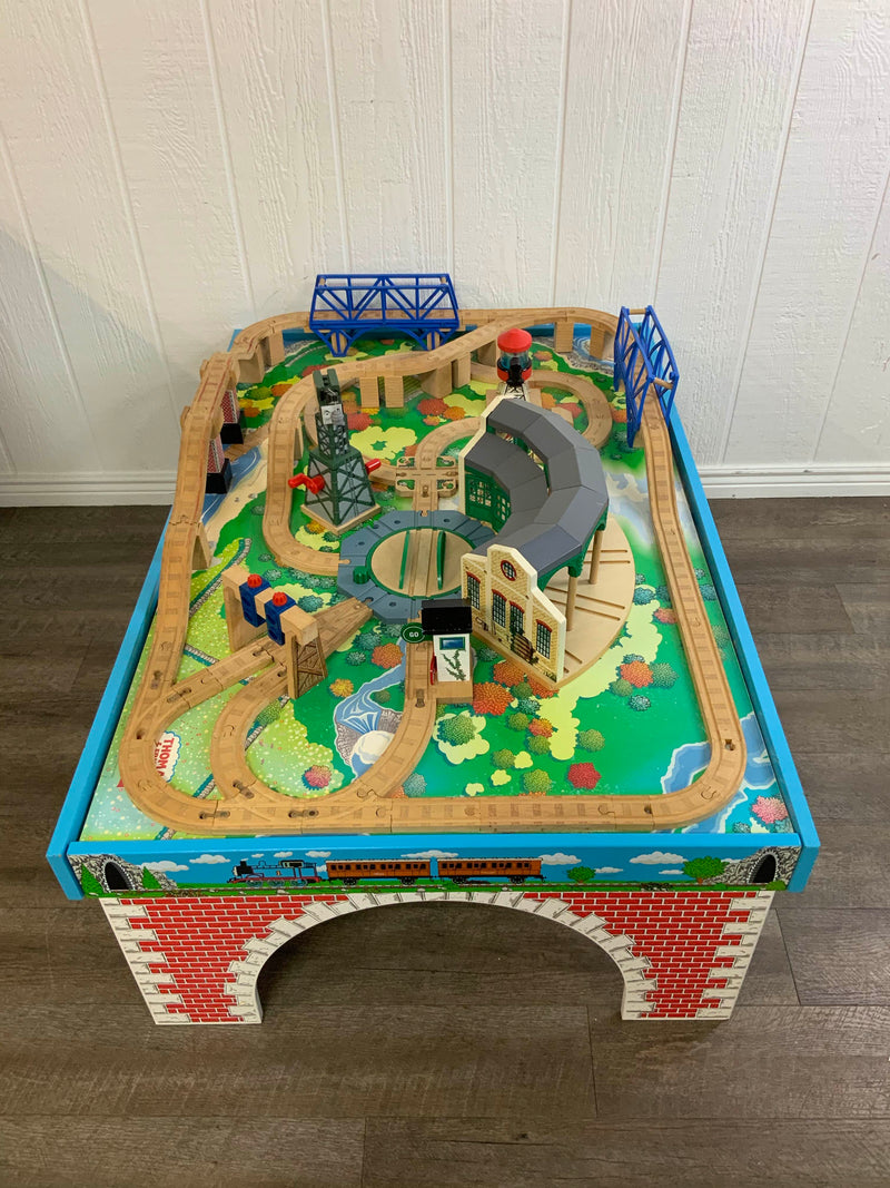 Thomas & Friends Train Table, With Tracks & Trains