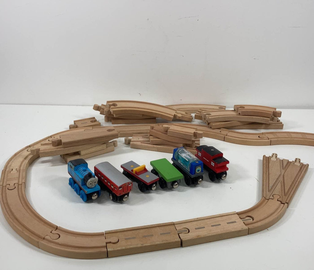 BUNDLE Thomas and Friends Trains, And Tracks