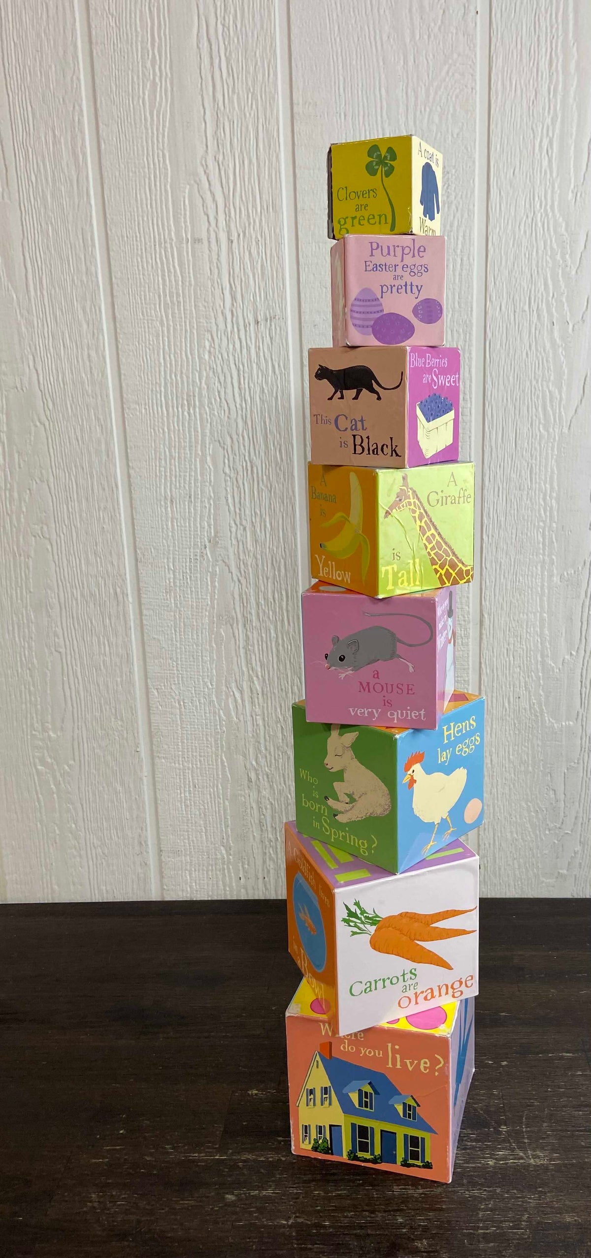 Eeboo Read to Me Tot Tower — GoodBuy Gear