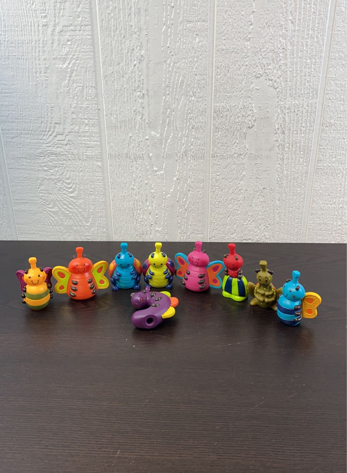 B. toys Snug Bugs — GoodBuy Gear