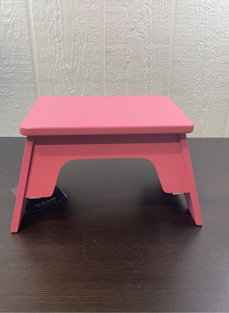 Circo Step Stool