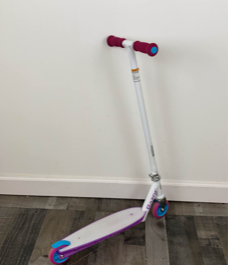 Razor Electric Party Pop Scooter
