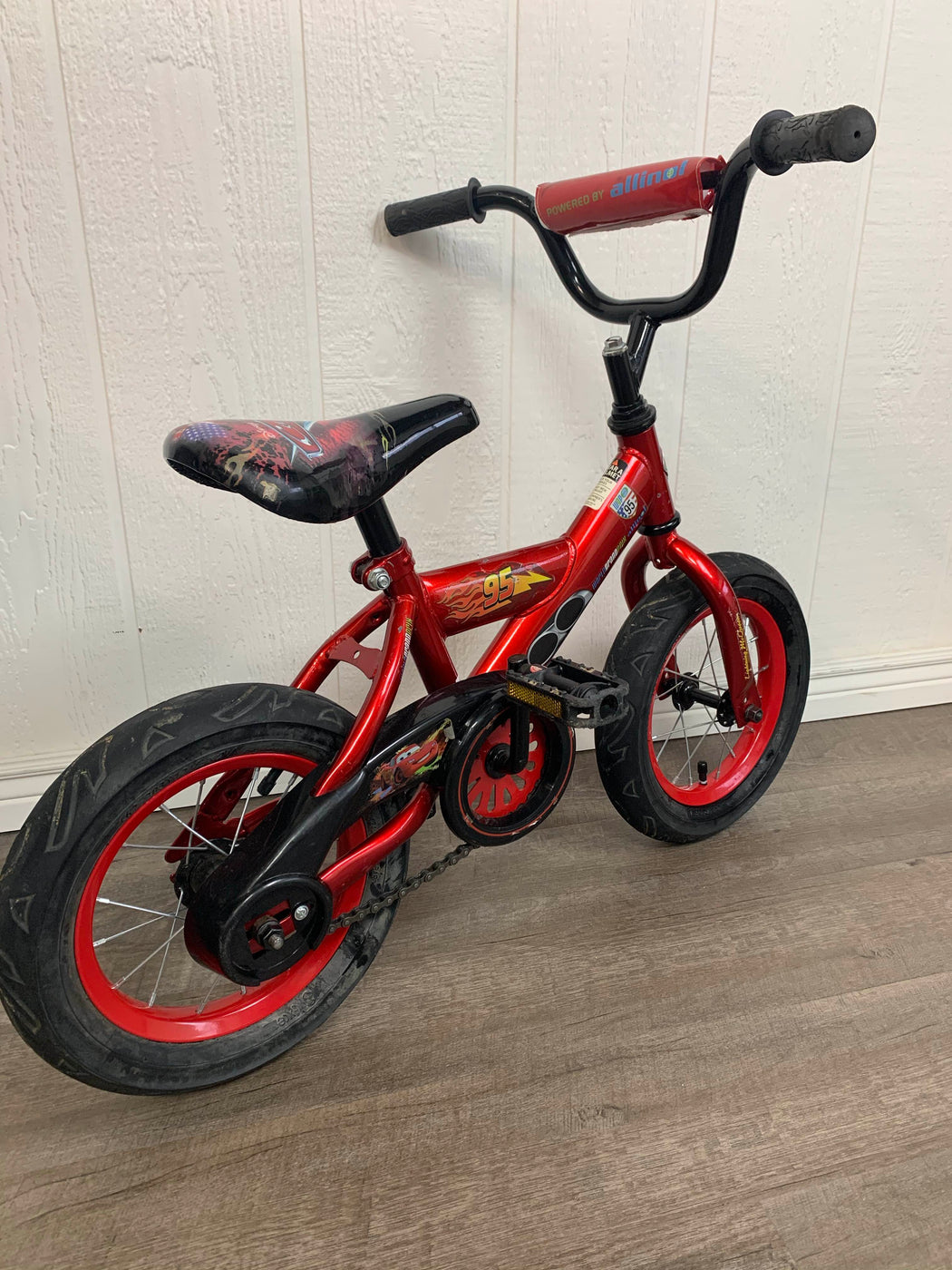 Huffy Disney Cars Lightning McQueen 12" Bicycle — GoodBuy Gear