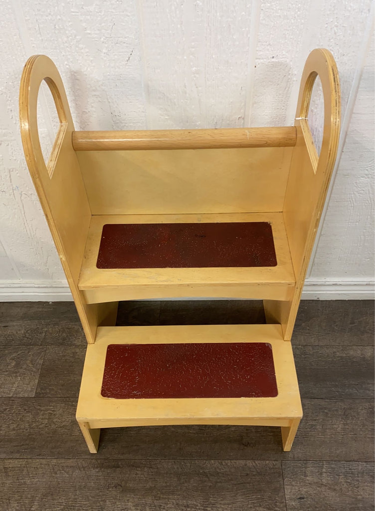 Guidecraft Kitchen Helper High Rise Step Up