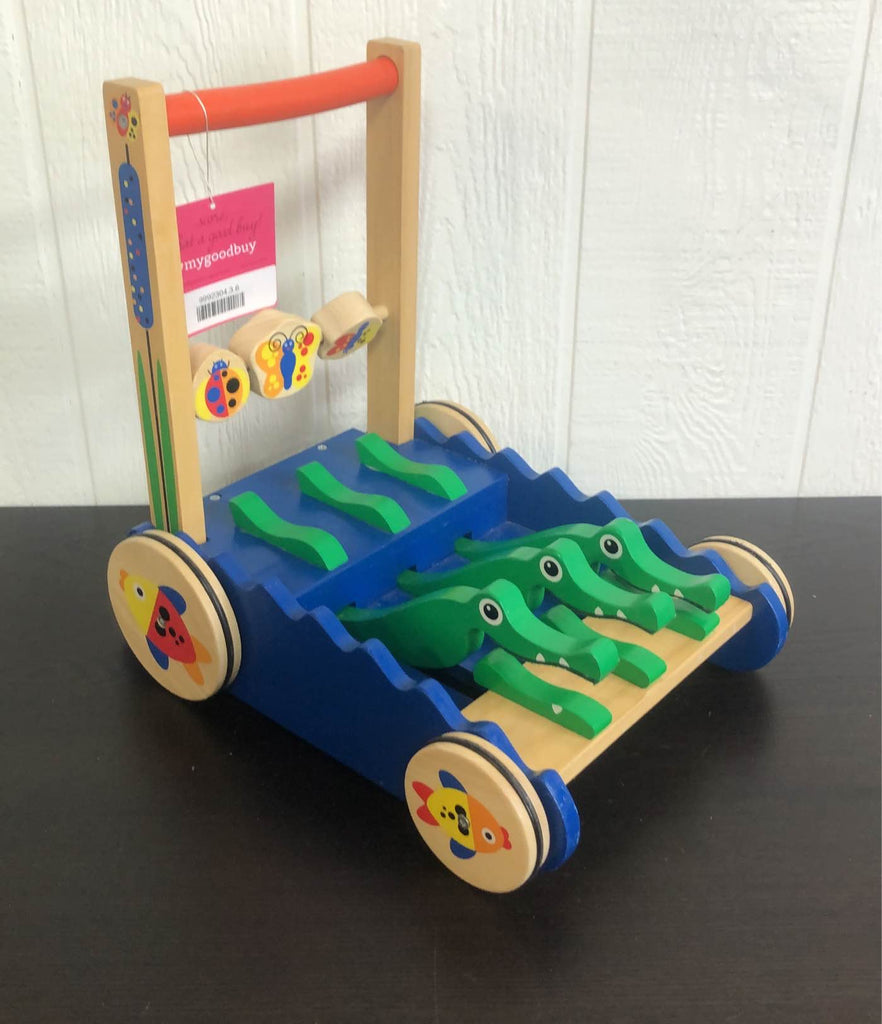 Melissa & Doug Chomp and Clack Alligator Push Toy