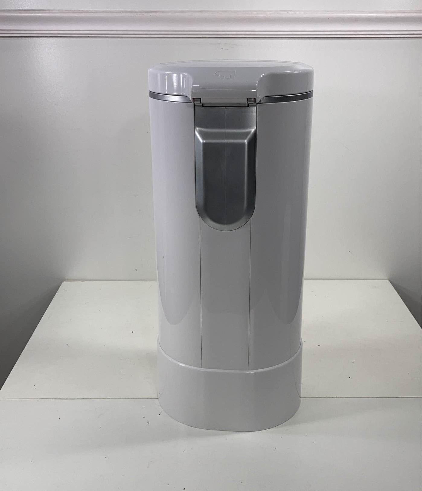 Munchkin Step Diaper Pail — GoodBuy Gear