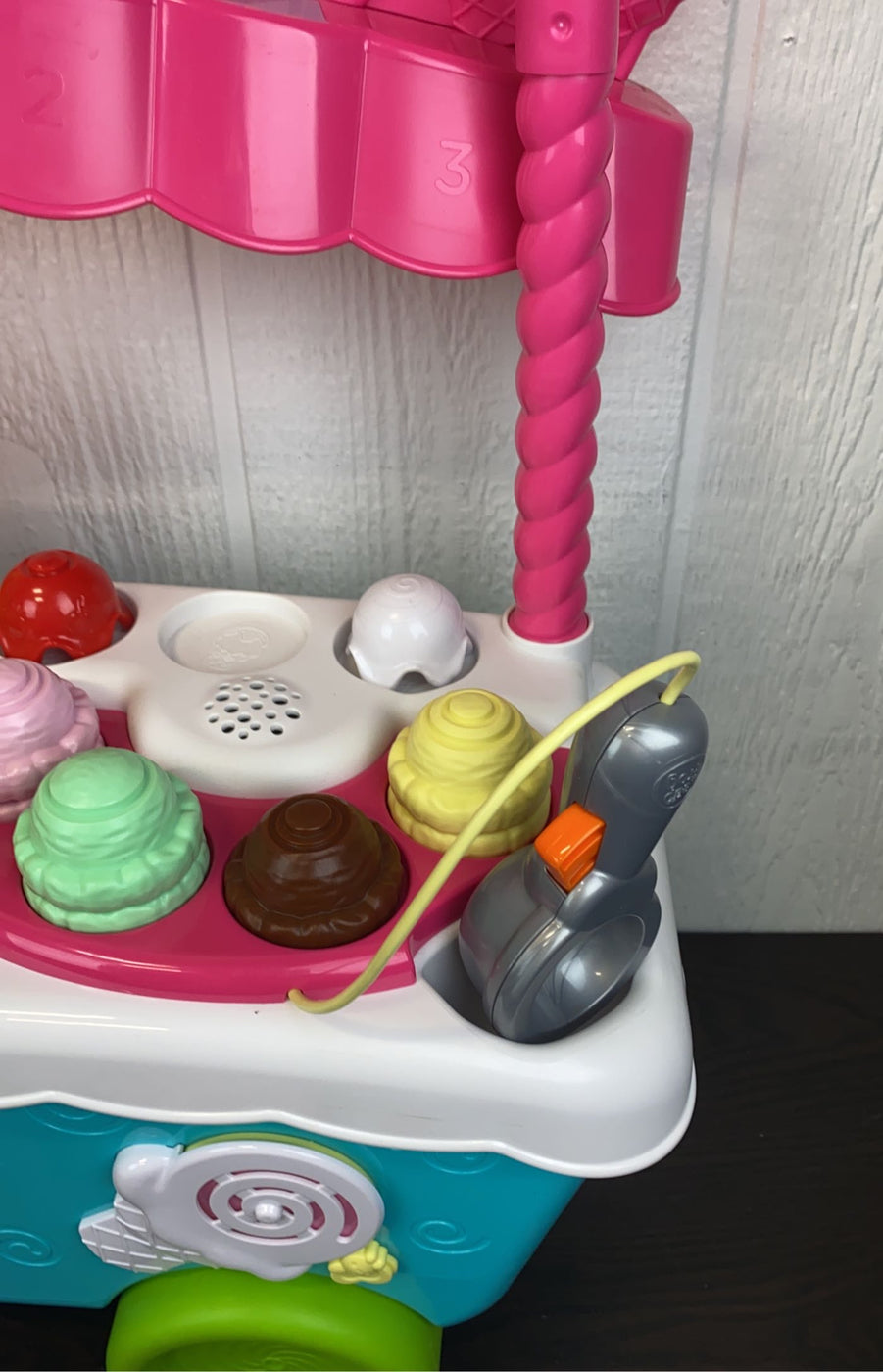 Leap Frog Scoop and Learn Ice Cream Cart — GoodBuy Gear