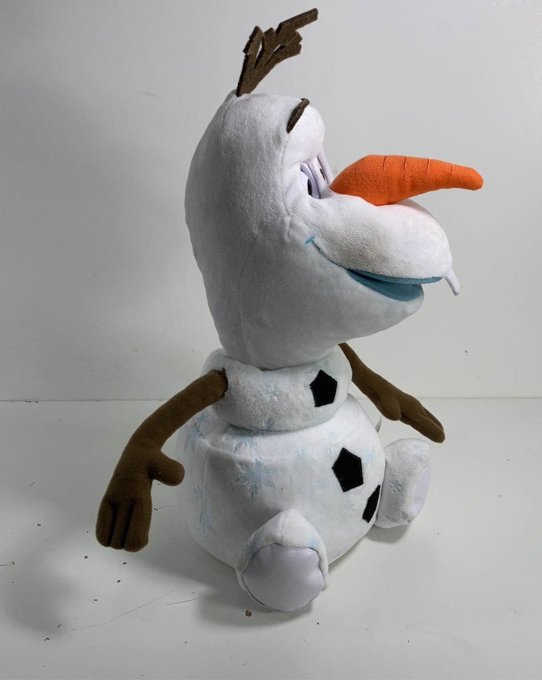 Disney Pixar Follow Me Friend Olaf — GoodBuy Gear
