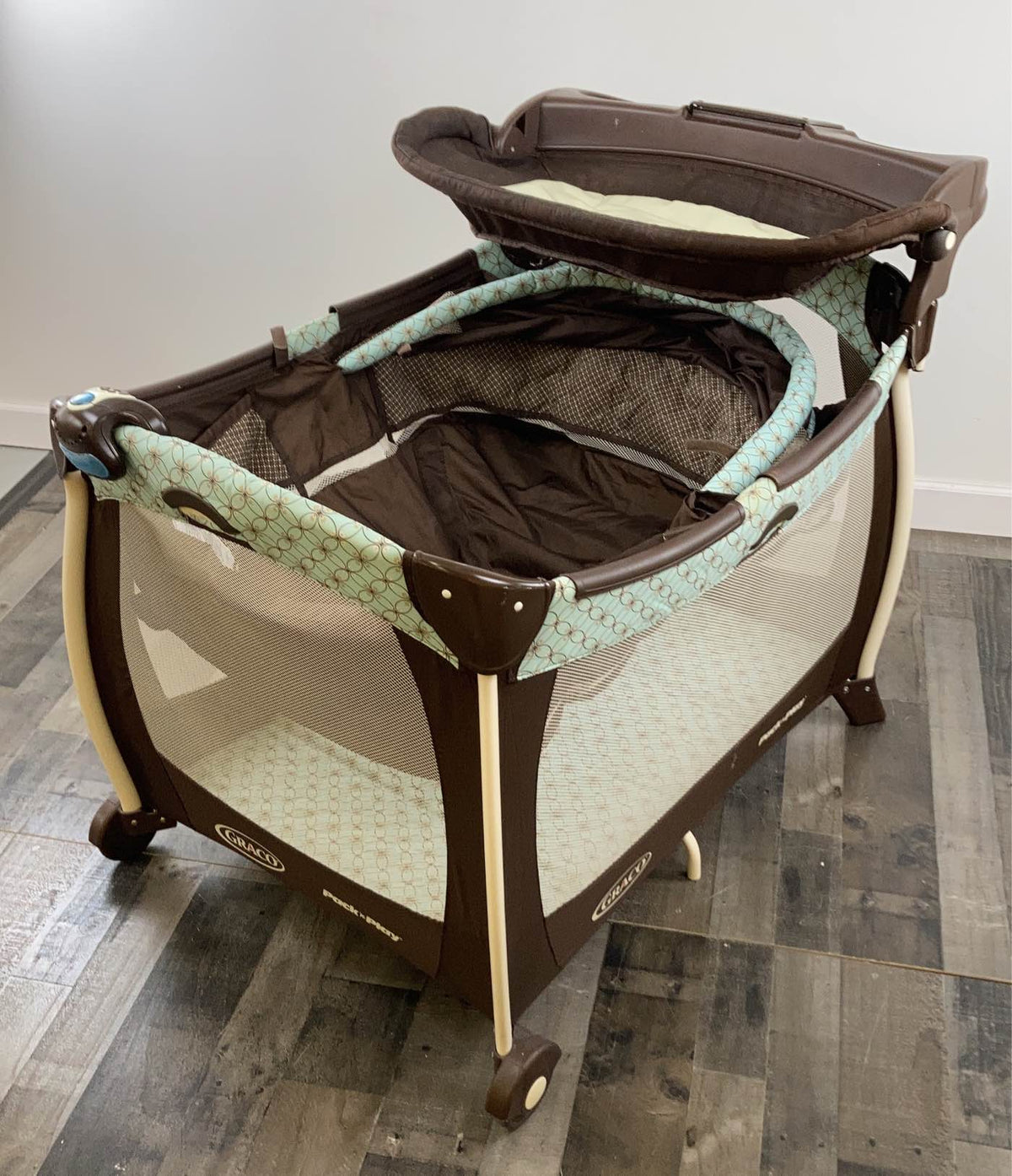 Graco Pack ‘n Play Silhouette Playard — GoodBuy Gear