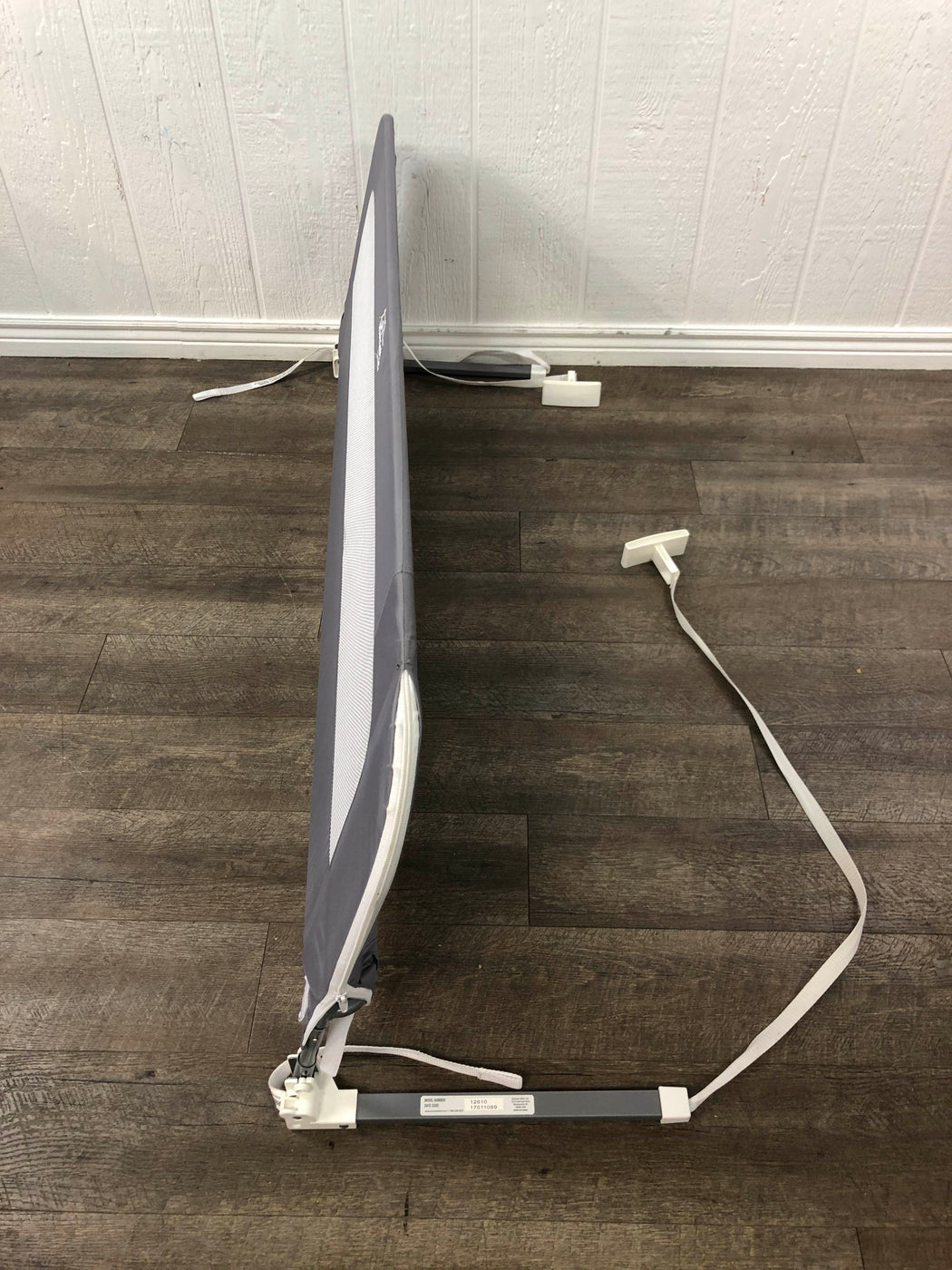 HomeSafe By Summer Infant Folding Extra Long Bed Rail — GoodBuy Gear