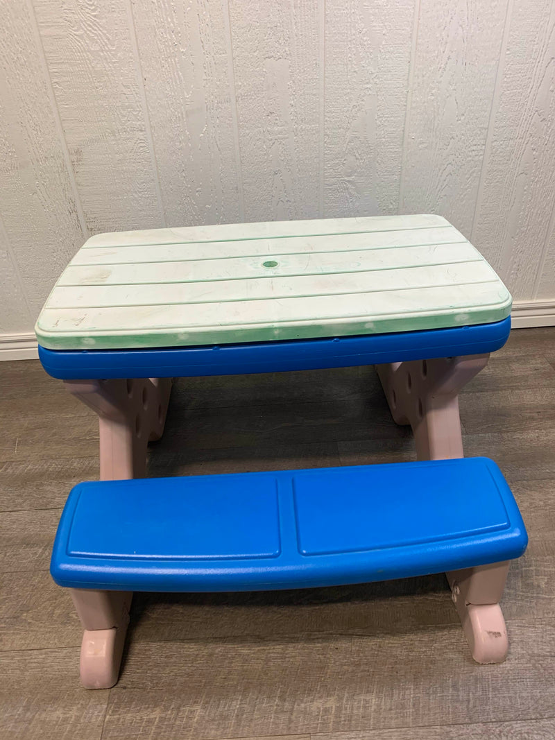 Step2 Picnic Play Table
