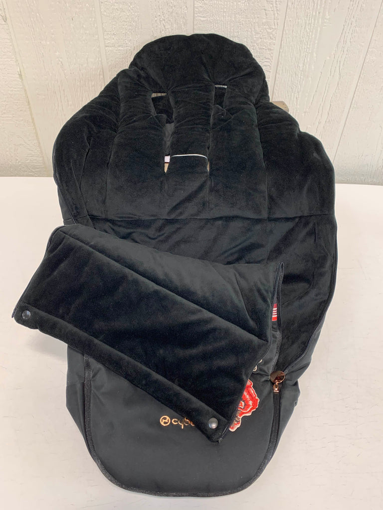 Cybex Platinum Footmuff, Spring Blossom Dark