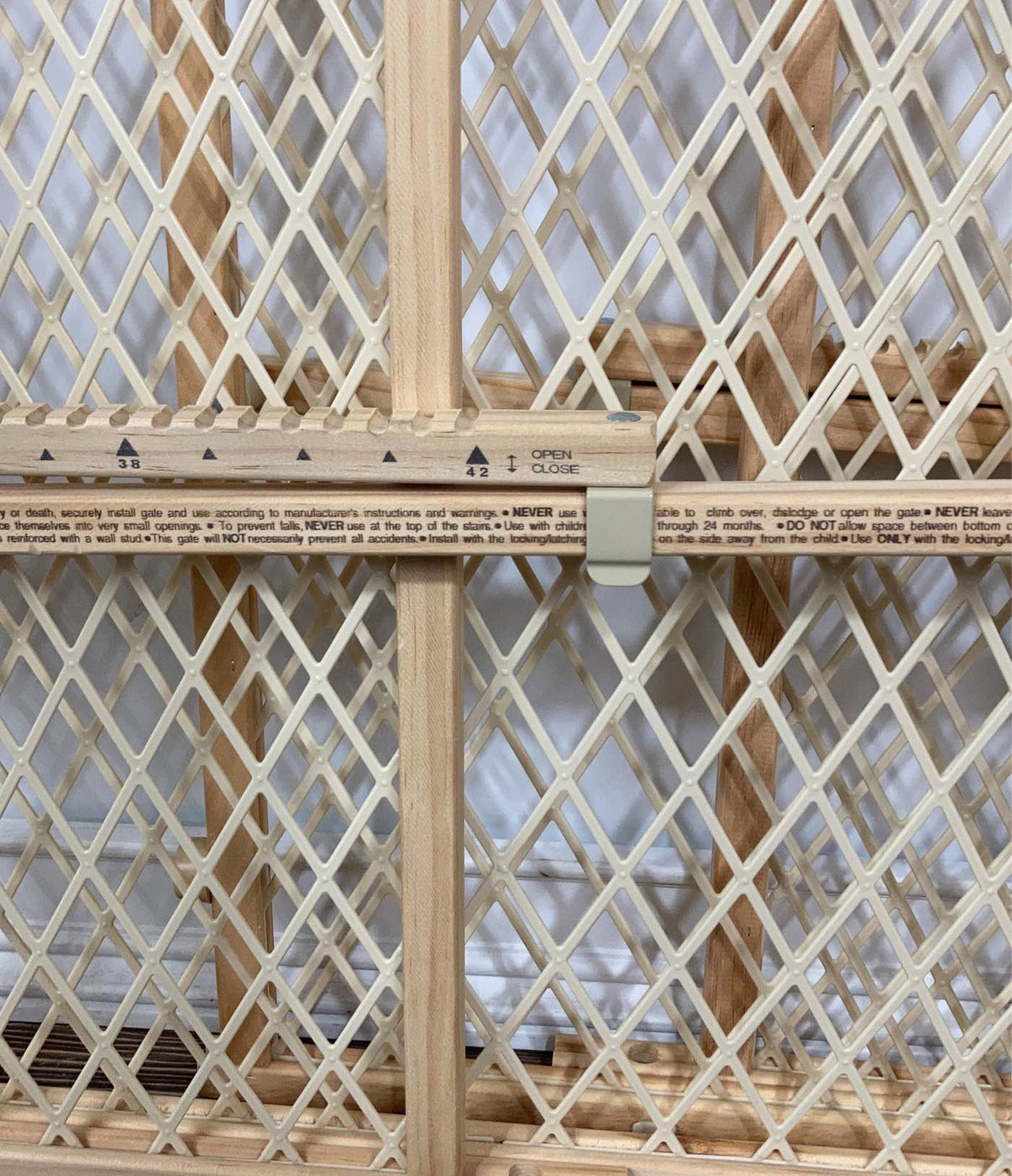 Evenflo Position & Lock Adjustable Wood Baby Gate, Natural Wood ...