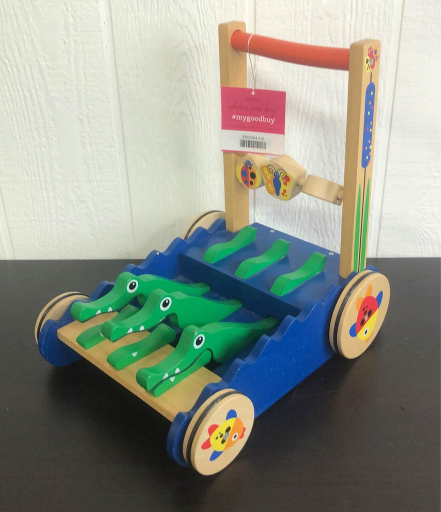 Melissa & Doug Chomp and Clack Alligator Push Toy