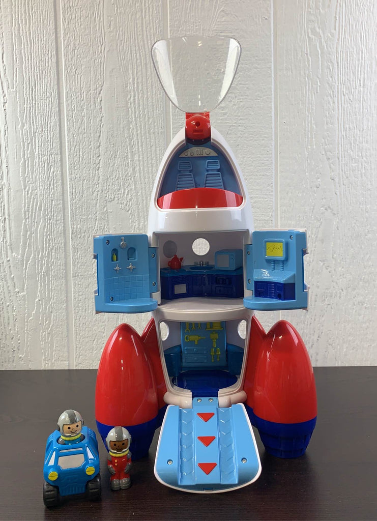 Lakeshore Play & Explore Rocket