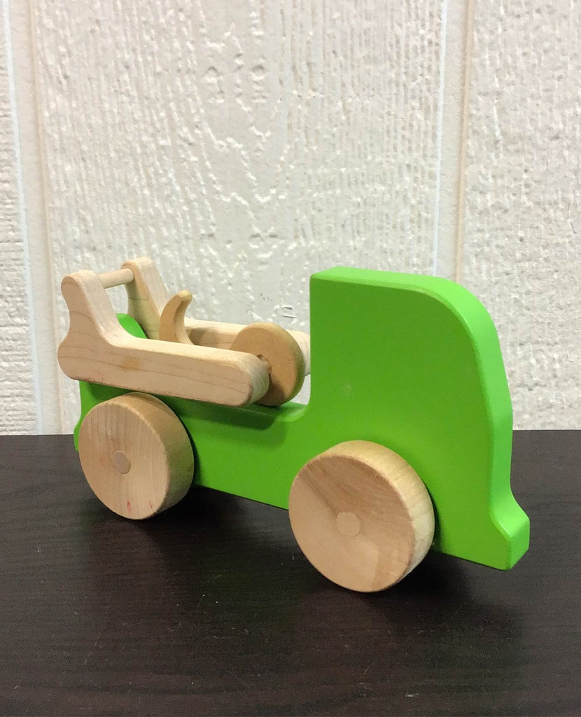 Manny + Simon Eco Tow Truck