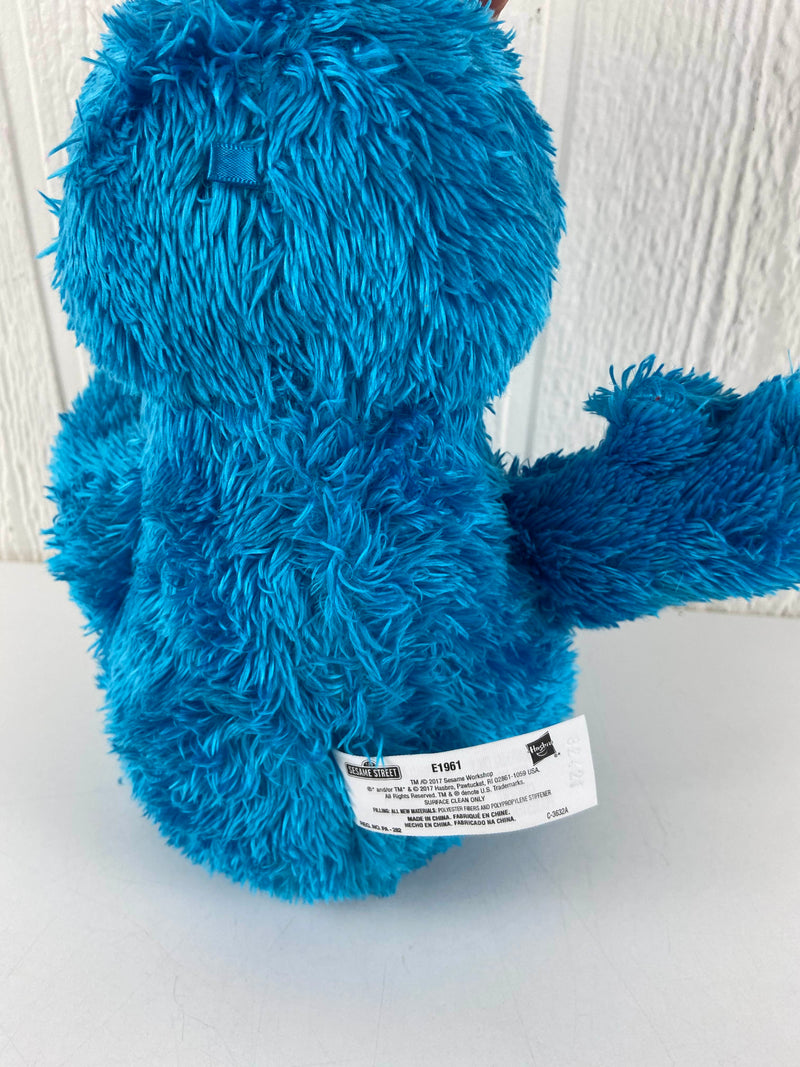 Sesame Street Sesame Street Feed Me Cookie Monster