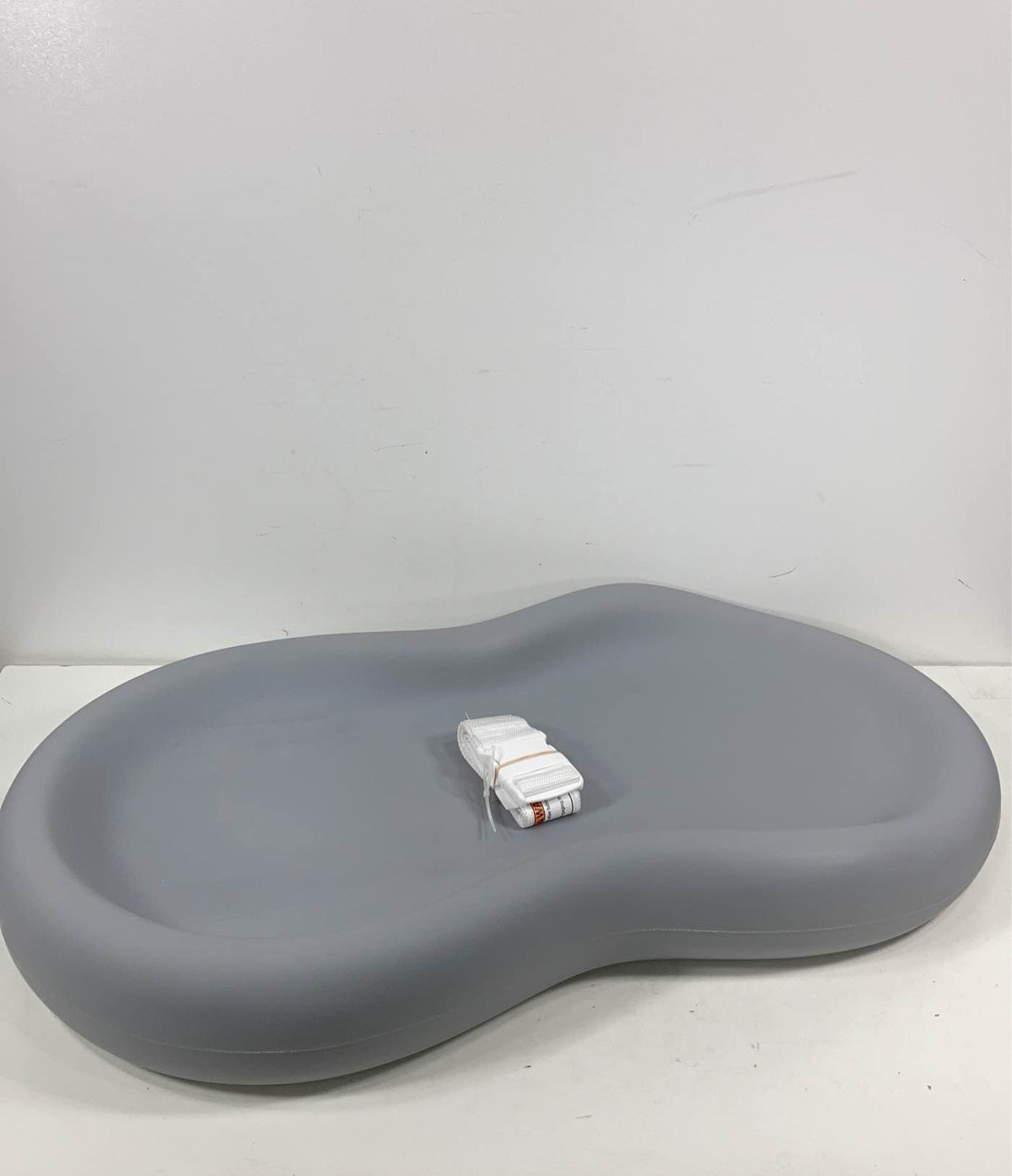Keekaroo Peanut Changing Pad, Grey — GoodBuy Gear
