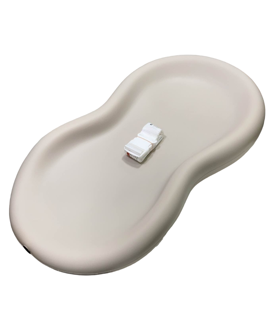 Keekaroo Peanut Changing Pad, Vanilla — GoodBuy Gear